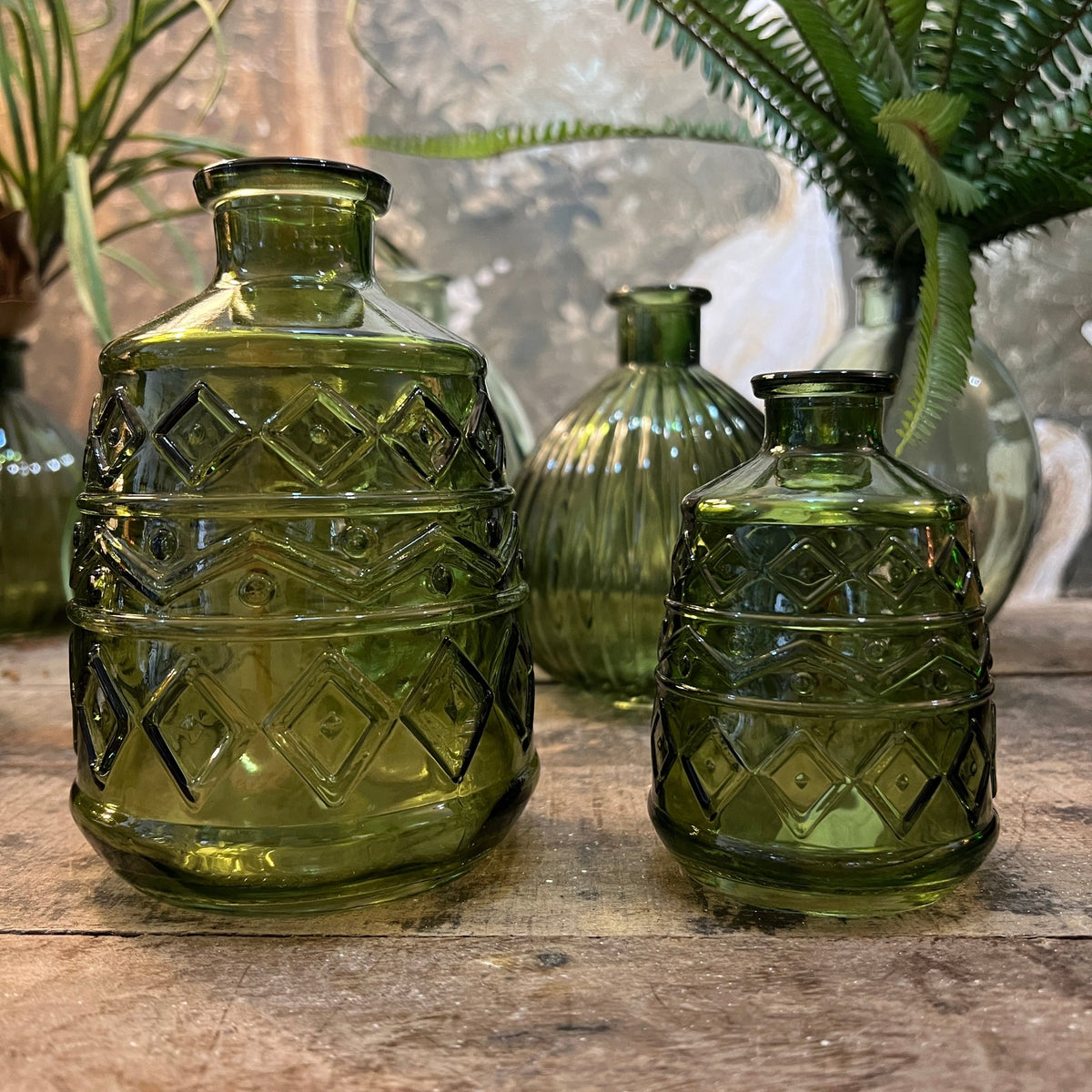 Small Aztec Green Glass Vase – Doris Brixham