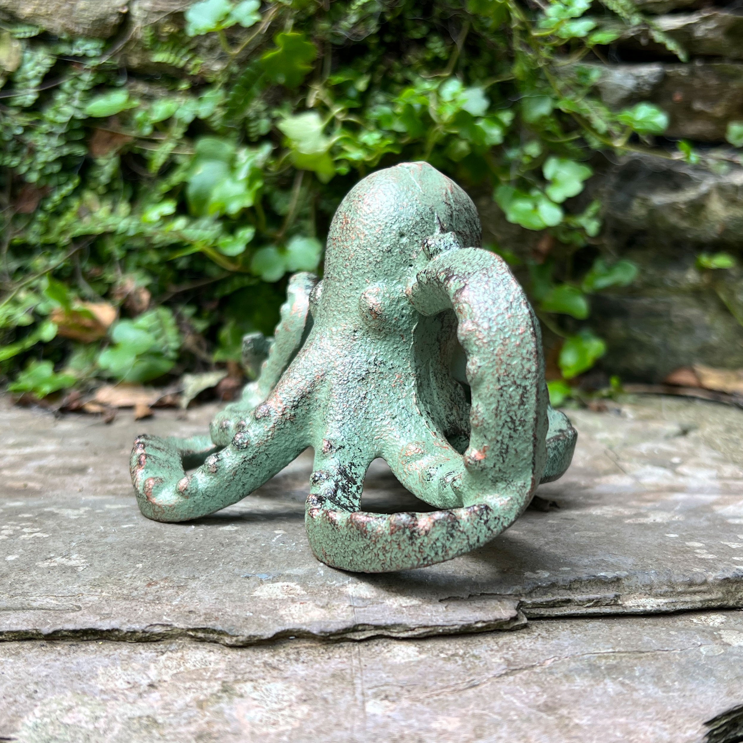 Small Verdigris Cast Iron Octopus – Doris Brixham