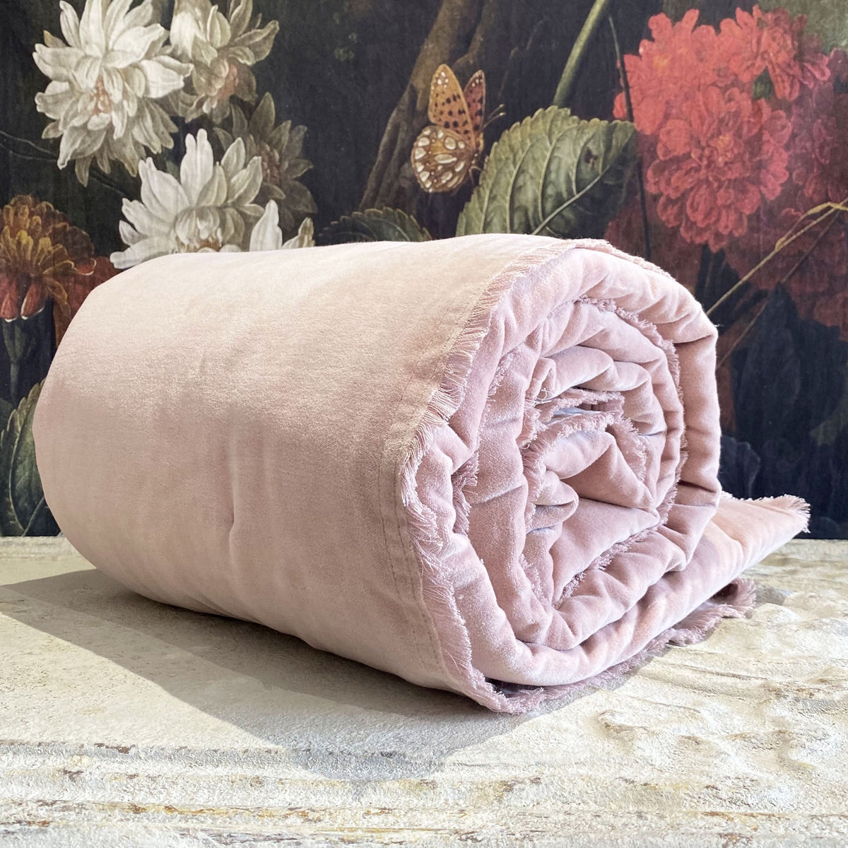 FARA PINK Throw – Doris Brixham